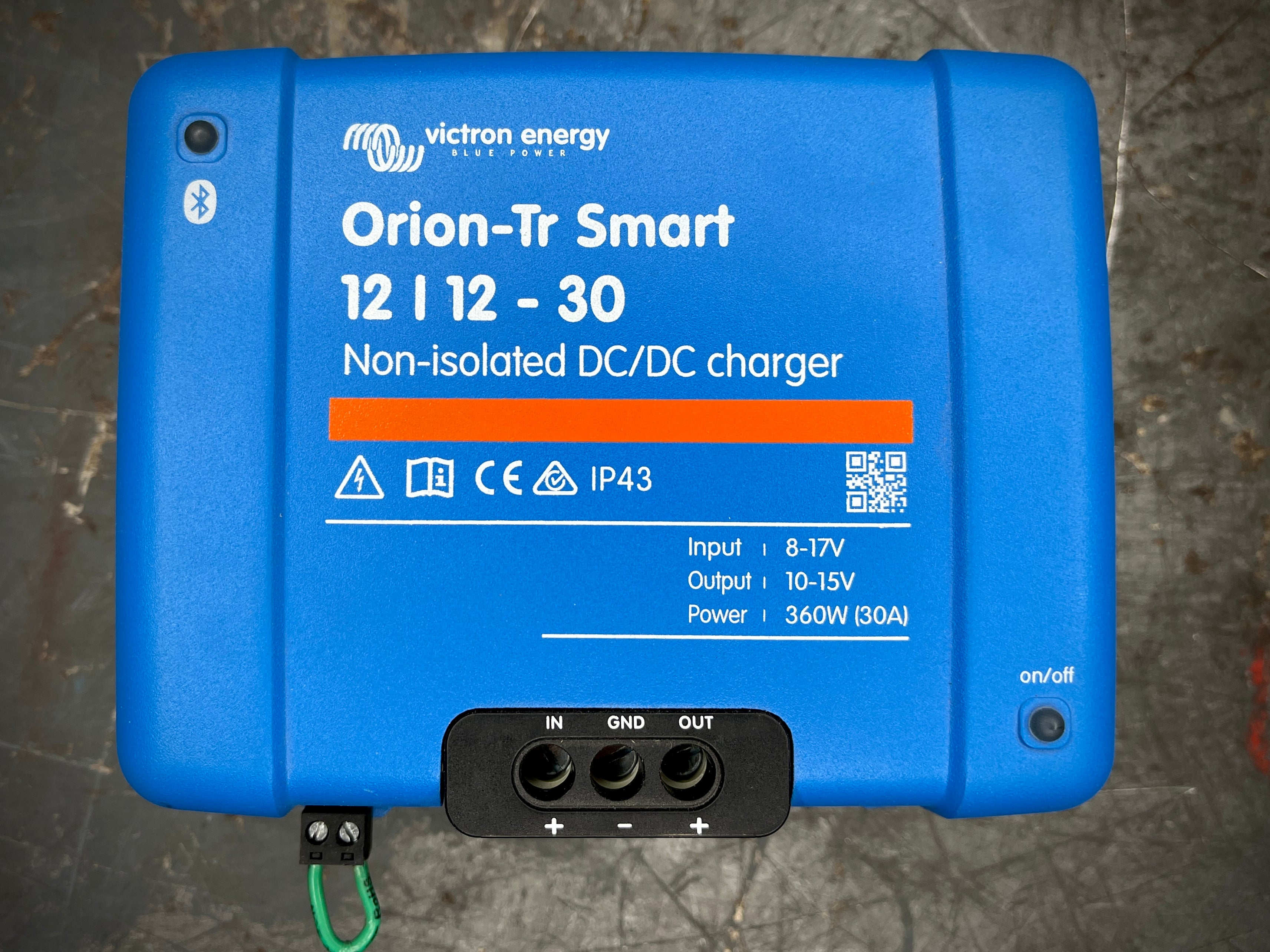 Victron Energy Orion-Tr Smart DC-DC Charger Non-Isolated — Intelligent ...